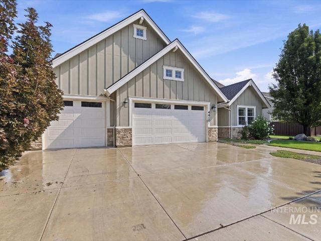 4410 W Lost Rapids