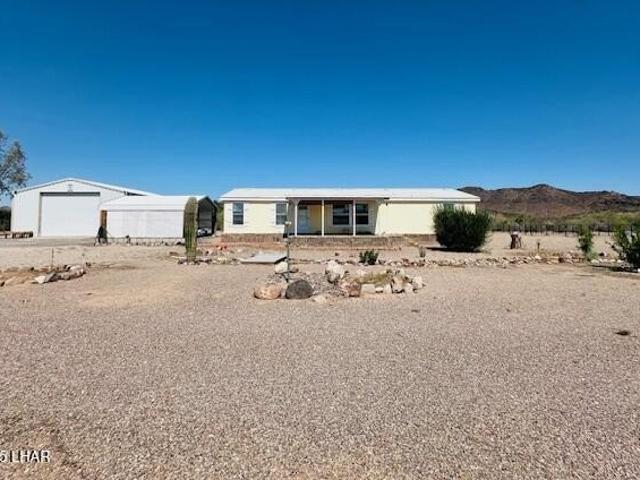 44113 E Perry Dr, Salome, AZ 85348
