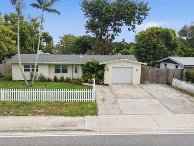 4411 Beneva Rd, Sarasota, FL 34233