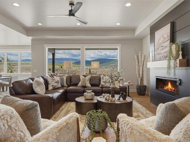 4411 Harrison Scott Dr, Missoula, MT 59803