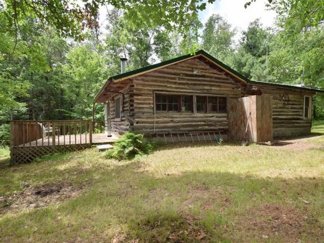 4411 Lunsman Dr, Danbury, WI 54830