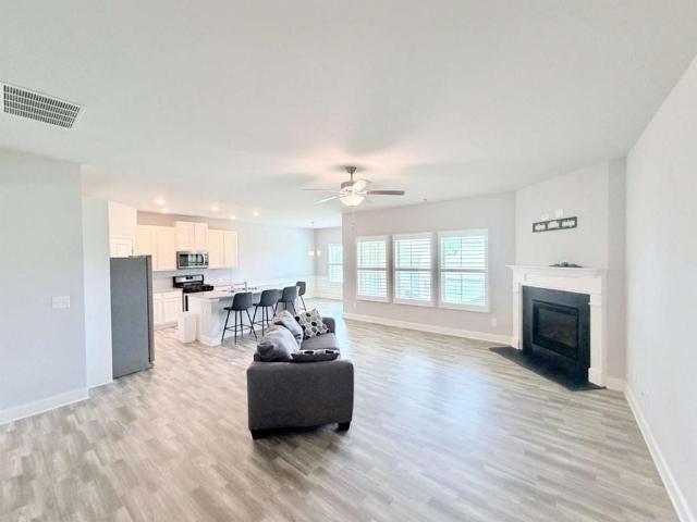4411 Rockrose Green Way