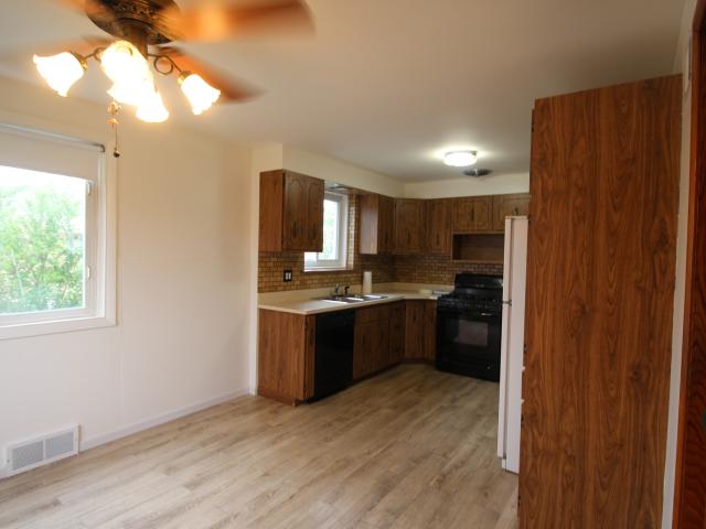 4411 W 81st Place