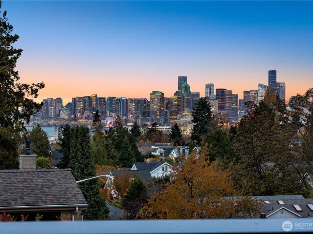 4411 21st Ave SW, Seattle, WA 98106 | MLS #2523