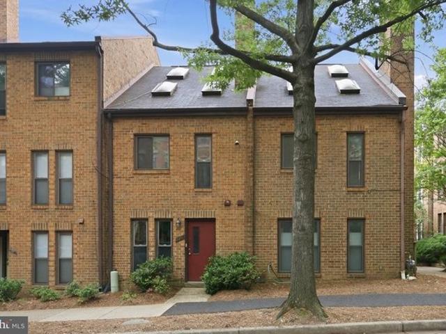 4411 7th St N, Arlington, VA 22203