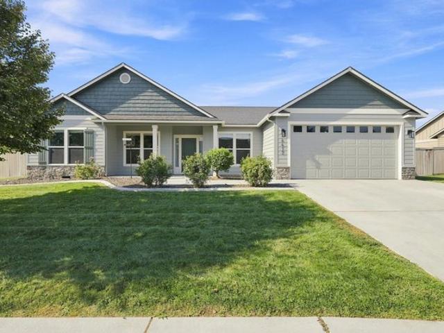 4412 Meadow View Dr, Pasco, WA 99301
