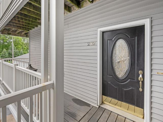 4412 River Drive # 202