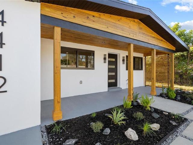 4412 W Trilby Ave, Tampa, FL 33616 | MLS #TB8487 | Compass