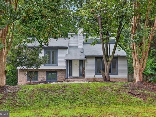 4413 Murven Park Ln, Fredericksburg, VA 22408
