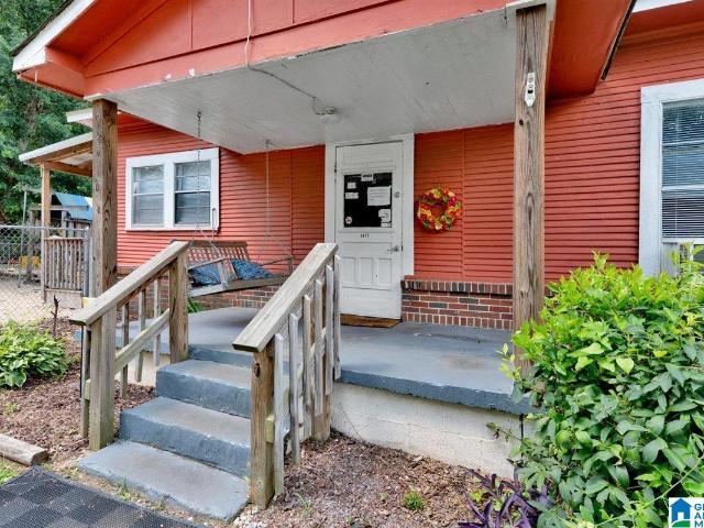 4413 Main Street