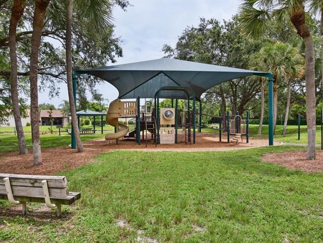 4413 NW 22nd Rd Unit 404, Coconut Creek, FL 33066