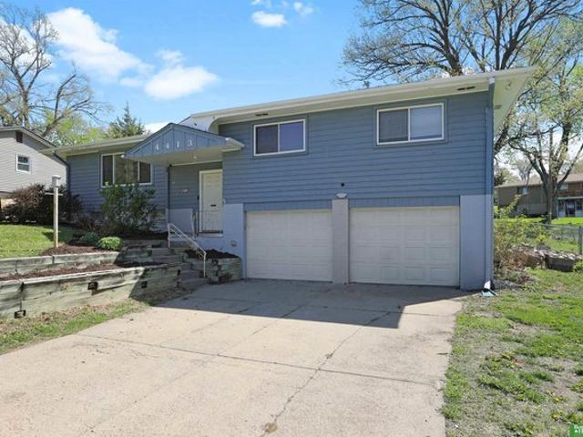 4413 N 108th St, Omaha, NE 68164