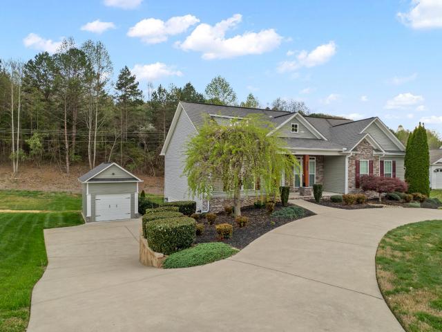 4413 Old Colony Lane