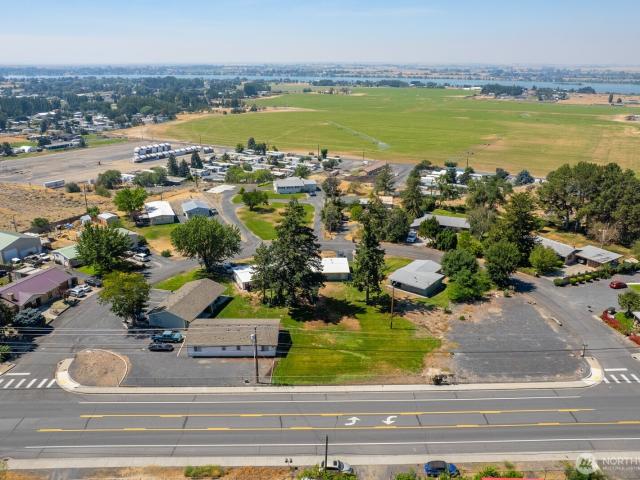 4413 Circle Place