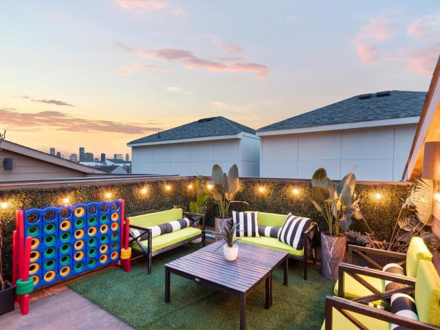 4413 Eli Street