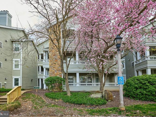 4413 Fair Stone Dr, Unit 105, Fairfax, VA 22033 | MLS #VAFX2296 | Compass