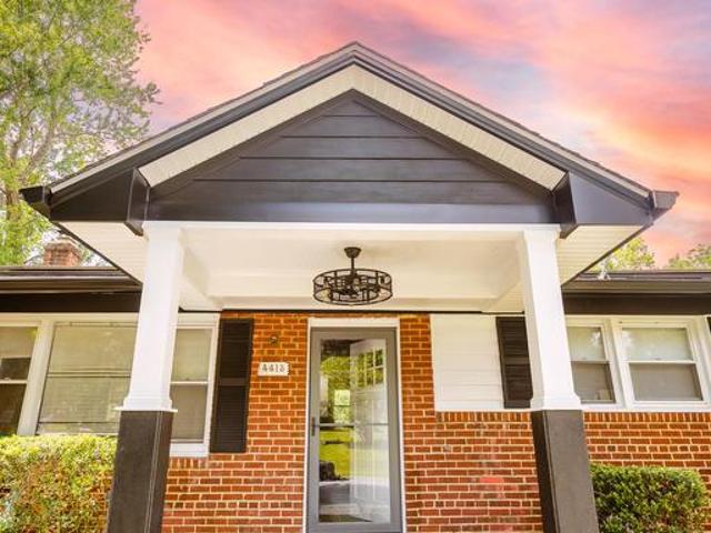 4413 Lakeview Drive