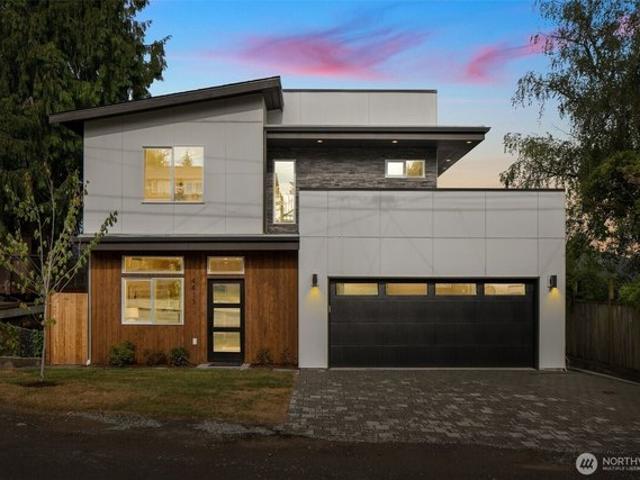 4413 50th Ave SW, Seattle, WA 98116
