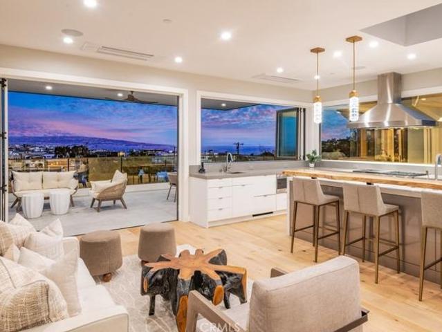 441 26th St, Manhattan Beach, CA 90266