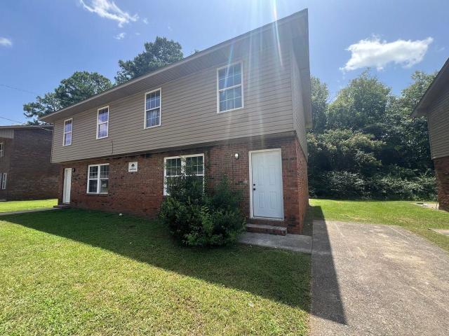441 30th Place 3 Bedroom Apartment for Rent at 441 30th Pl, Tuscaloosa, AL 35401