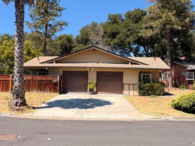 441 443 Pheasant Ln, Santa Rosa, CA 95403