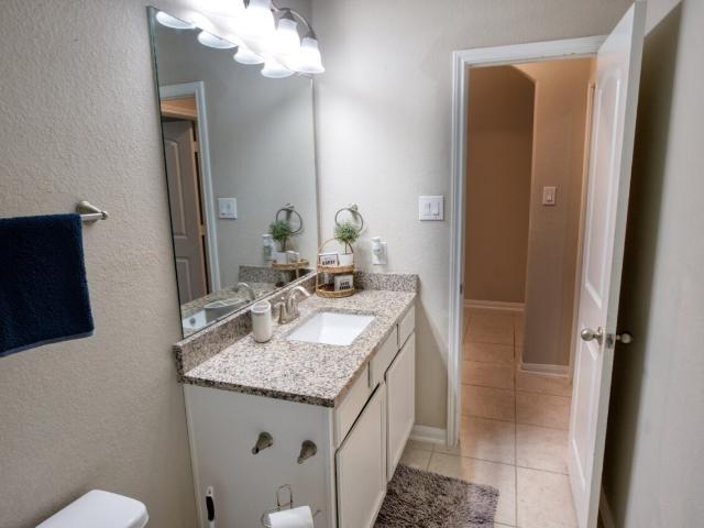 441 Countryside Dr, West Columbia, TX 77486 | MLS #85417