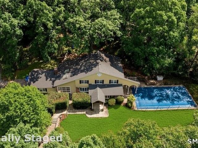 441 Cognewaugh Rd, Greenwich, CT 06807