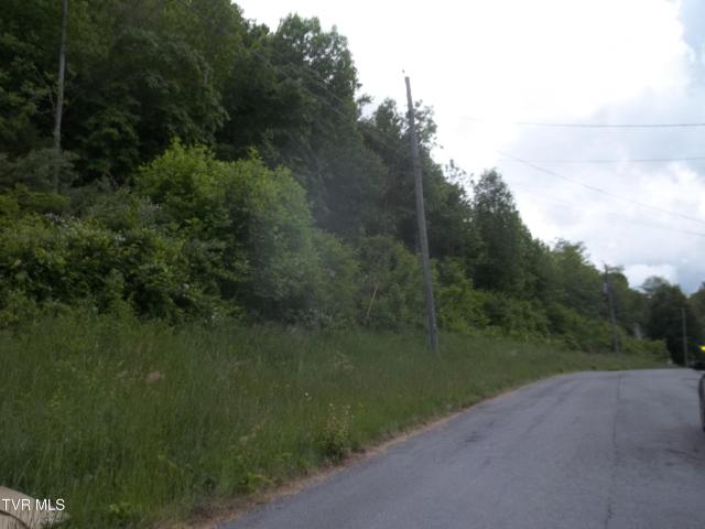 441 Creekside Drive