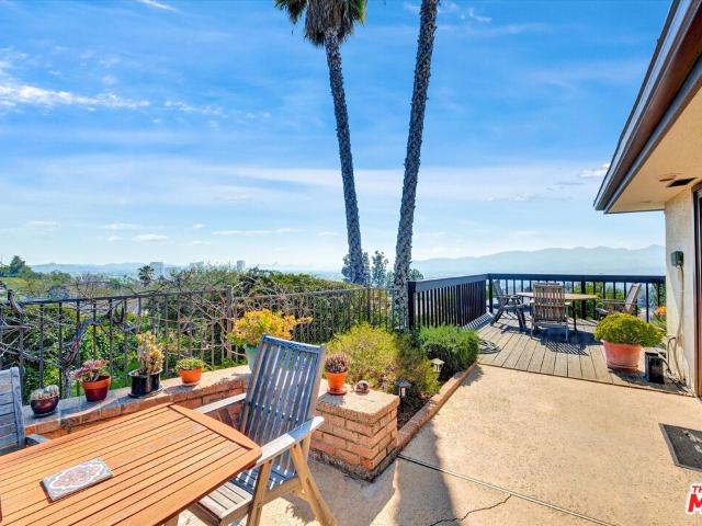 441 Audraine Dr, Glendale, CA 91202 | MLS #26643 | Compass