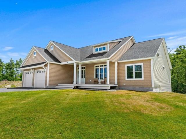 441 Blane Cir Unit 12, Pembroke, NH 03275