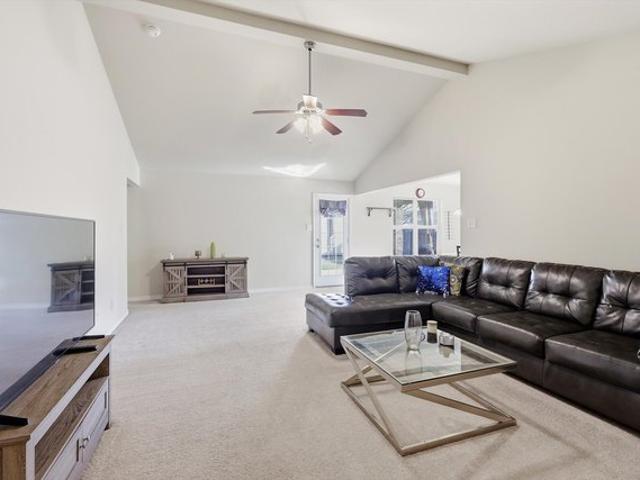 441 Buoy Dr, Crowley, TX 76036