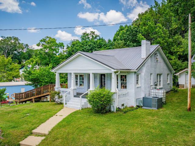441 East Bernard Avenue 0