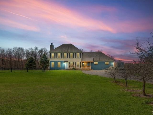 441 Kingdom Rd, Oswego, NY 13126