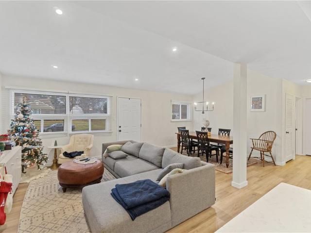 441 Hopkins RD