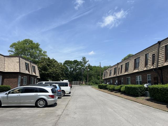 441 Harding Pl, Unit A01, Nashville, TN 37211 | MLS #3181 | Compass