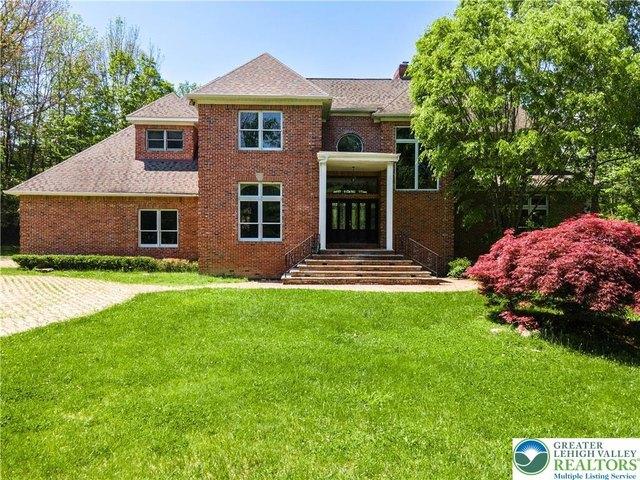 441 Hidden Lake Dr, Middle Smithfield Township, PA 18302