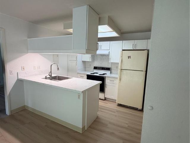 441 Mananai Pl, Unit 40F, Honolulu, HI 96818 | MLS #202608 | Compass