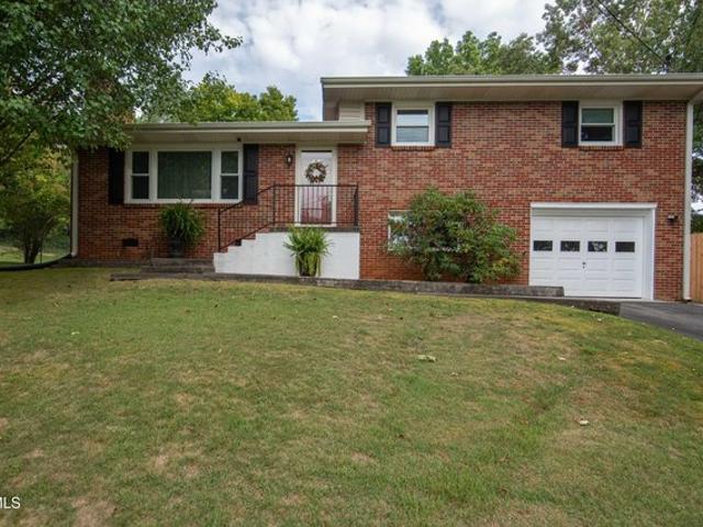 441 Merriwood Dr, Bristol, TN 37620