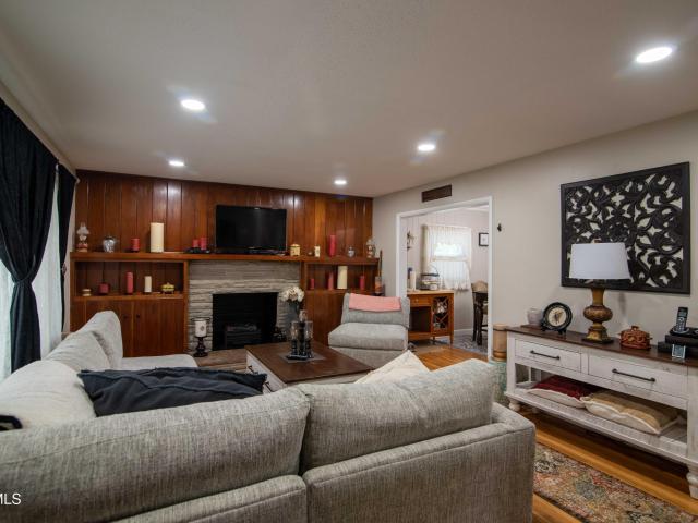 441 Merriwood Drive
