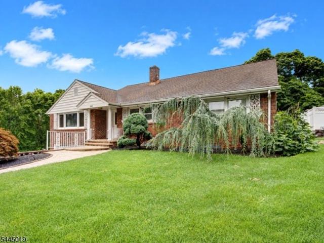 441 N 15th St, Kenilworth, NJ 07033