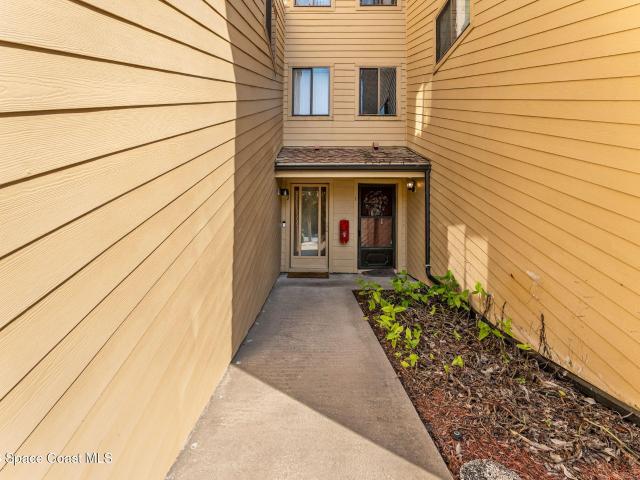441 N Harbor City Blvd, Unit D2, Melbourne, FL 32935 | MLS #1073