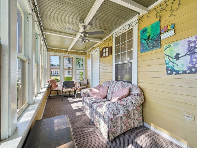 441 N Highland Avenue