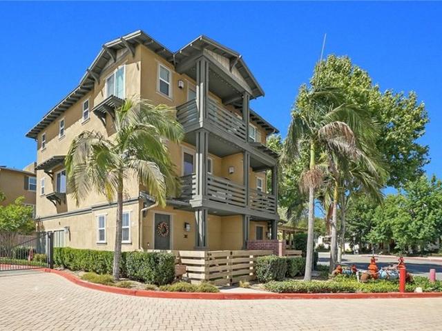 441 S Glendora Ave, Glendora, CA 91741