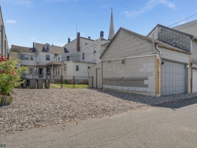 441 S Main St
