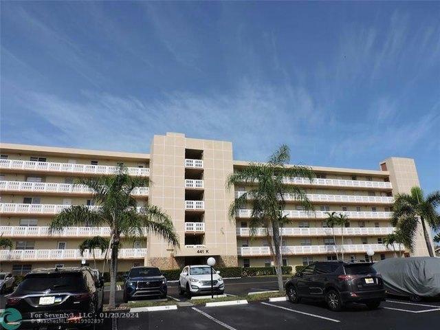 441 SE 3rd St Apt 307, Dania Beach, FL 33004