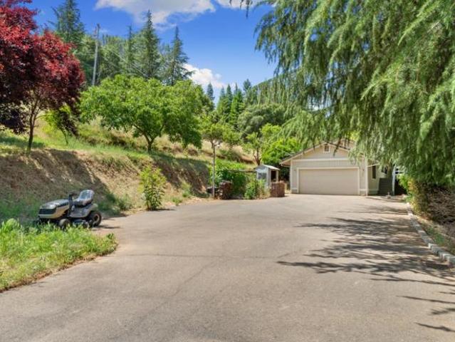441 Skyview Dr, Newcastle, CA 95658