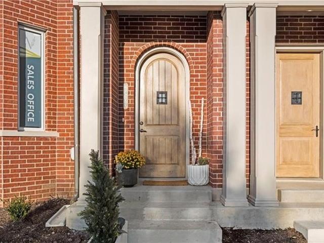 441 SW Longview Blvd, Lee's Summit, MO 64081