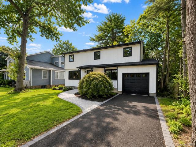 441 Roslyn Road