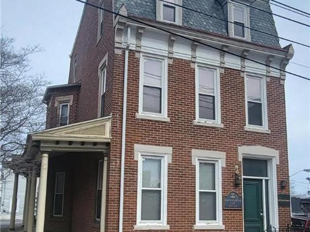 441 W Linden Street