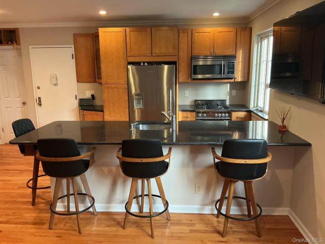 441 W Main Street 3B